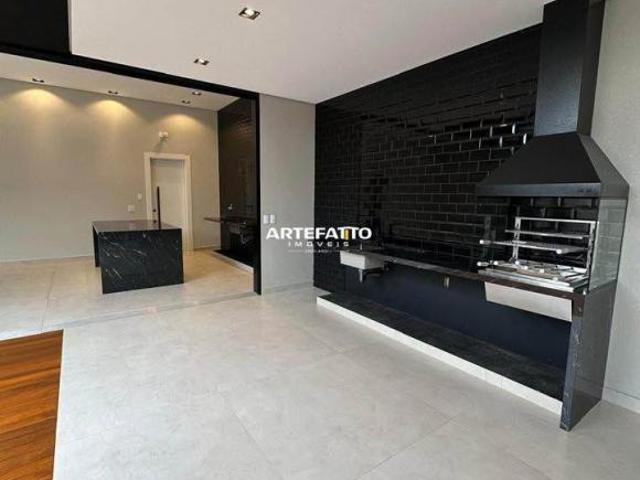 Casa para venda em Jardim Santa Lúcia de 199.00m² com 3 Quartos, 3 Suites e 3 Garagens