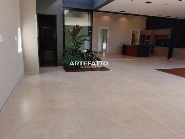 Casa para venda em Jardim Santa Lúcia de 214.00m² com 3 Quartos, 3 Suites e 3 Garagens