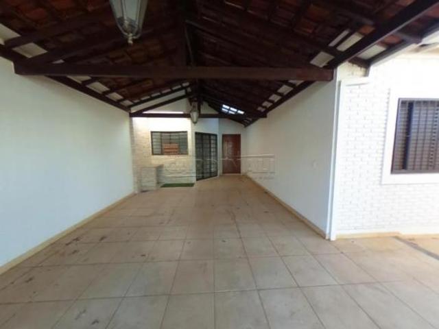 Casa para venda em Jardim Santa Paula de 146.00m² com 3 Quartos, 2 Suites e 3 Garagens