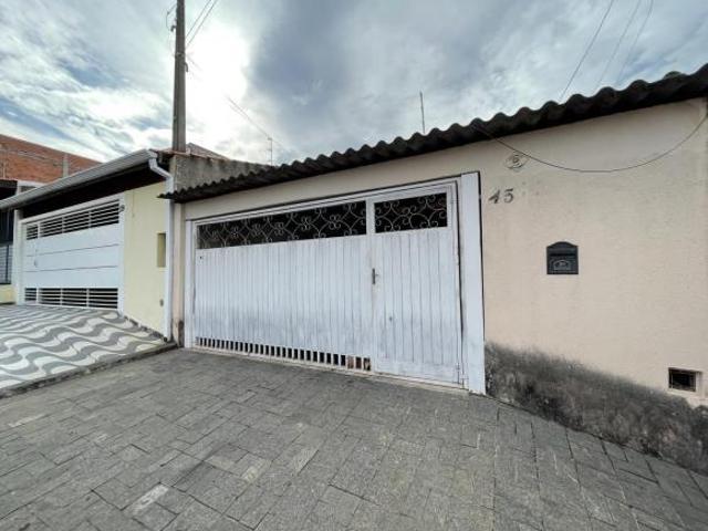 Casa para venda em Jardim Santa Paula de 89.00m² com 2 Quartos, 1 Suite e 3 Garagens