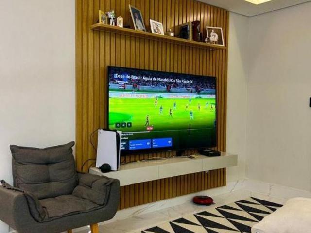 Casa para venda em Jardim Santa Rita de 210.00m² com 3 Quartos, 1 Suite e 2 Garagens