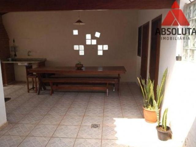 Casa para venda em Jardim Santa Rita I de 389.00m² com 3 Quartos, 1 Suite e 2 Garagens