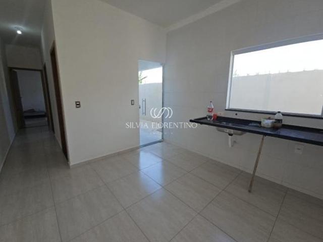 Casa para venda em Jardim Santa Tereza de 125.00m² com 2 Quartos e 1 Garagem