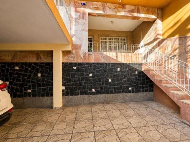 Casa para venda em Jardim Shangrilá Zona Norte com 3 quartos, 250m²