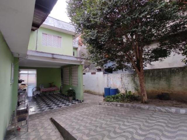 Casa para venda em Jardim Silvia com 4 quartos, 240m²
