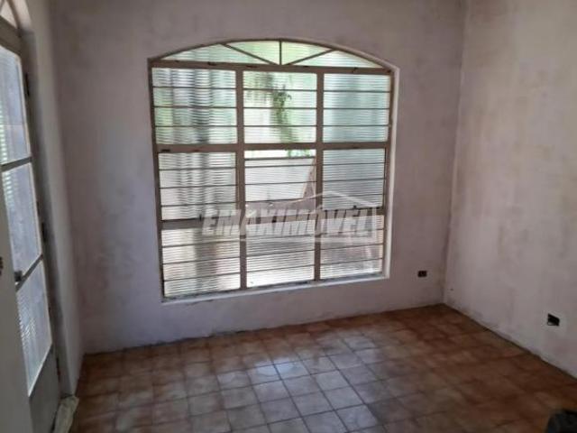 Casa para venda em Jardim Simus de 105.00m² com 2 Quartos e 3 Garagens