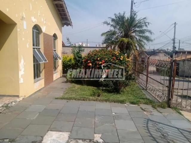 Casa para venda em Jardim Simus de 211.00m² com 4 Quartos e 2 Garagens