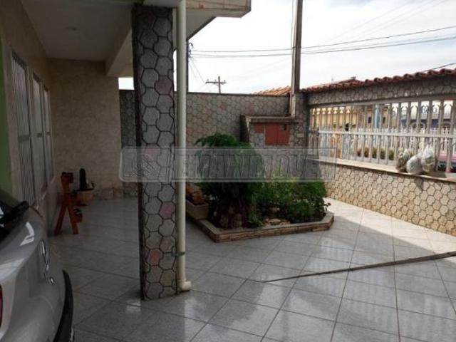 Casa para venda em Jardim Siriema de 289.00m² com 4 Quartos, 1 Suite e 2 Garagens