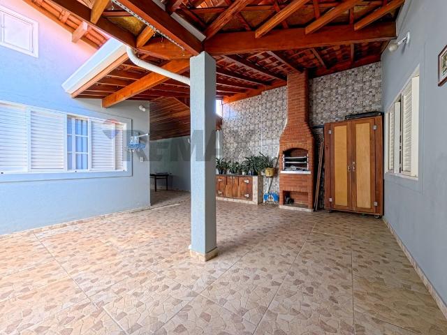 Casa para venda em Jardim Sobradinho em Araras São Paulo de 221.00m² com 3 Quartos, 1 Suíte e 2 Garagens