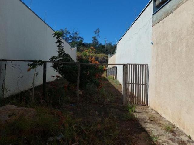 Casa para venda em Jardim Sol Nascente Ii de 10.00m² com 1 Quarto, 1 Suite e 1 Garagem
