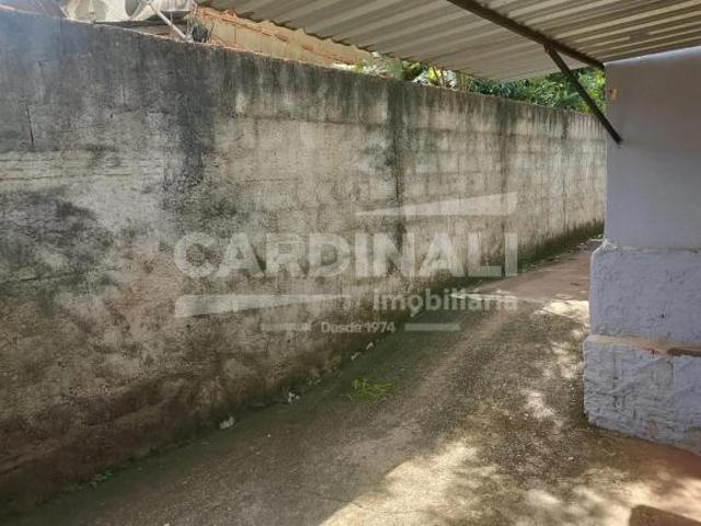 Casa para venda em Jardim Tamoio de 75.00m² com 2 Quartos, 1 Suite e 1 Garagem
