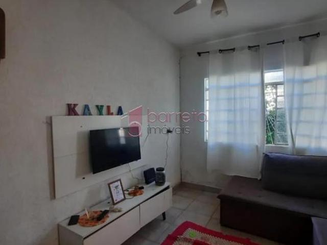 Casa para venda em Jardim Tarumã de 180.00m² com 5 Quartos e 2 Garagens