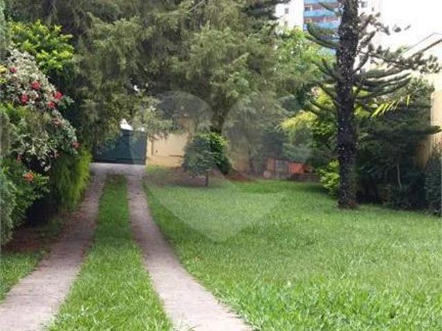 Casa para venda em Jardim Tereza de 202.00m² com 3 Quartos, 1 Suite e 3 Garagens