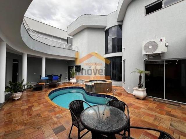 Casa para venda em Jardim Terramérica I de 320.00m² com 3 Quartos, 1 Suite e 5 Garagens
