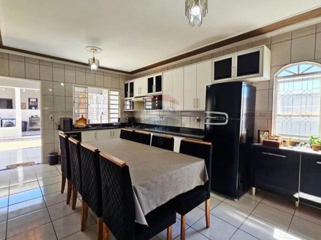 Casa para venda em Jardim Terras De Santo Antônio de 155.30m² com 2 Quartos, 1 Suite e 4 Garagens
