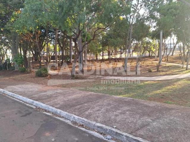 Casa para venda em Jardim Tijuca de 103.00m² com 2 Quartos, 1 Suite e 2 Garagens
