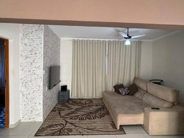 Casa para venda em Jardim Toledo de 201.90m² com 2 Quartos e 2 Garagens