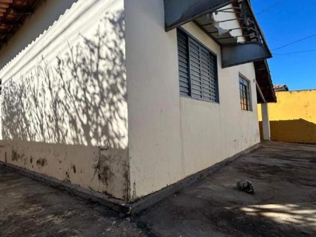 Casa para venda em Jardim Toselar de 133.50m² com 1 Quarto