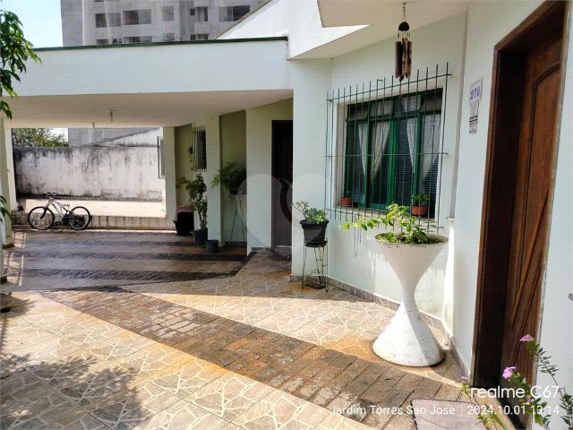 Casa para venda em Jardim Torres São José em Jundiaí São Paulo de 200.00m² com 3 Quartos, 1 Suíte e 2 Garagens