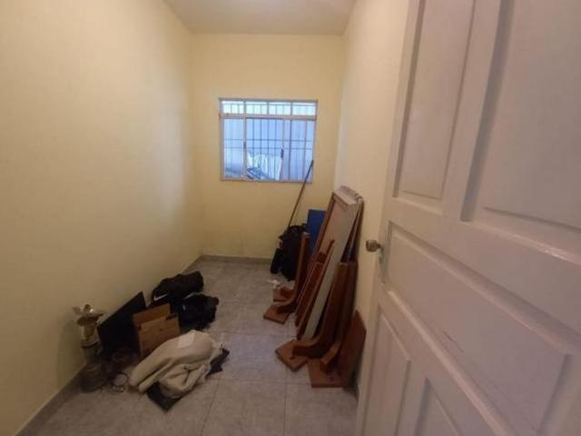 Casa para venda em Jardim Três Marias de 100.00m² com 3 Quartos e 2 Garagens