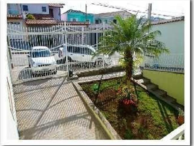 Casa para venda em Vila Guilhermina de 388.00m² com 4 Quartos, 1 Suite e 10 Garagens