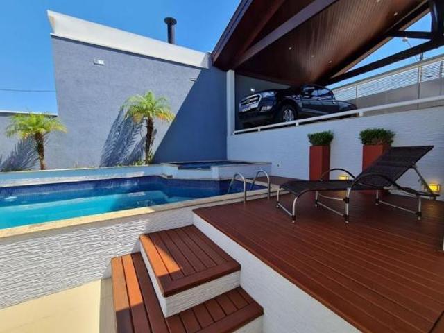 Casa para venda em Jardim Tropical de 315.00m² com 4 Quartos, 2 Suites e 2 Garagens