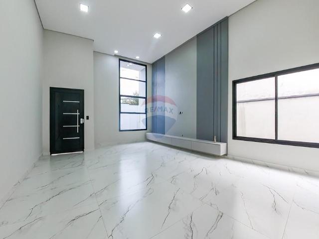 Casa para venda em Jardim Universitário em Araras São Paulo de 220.00m² com 2 Quartos, 1 Suíte e 2 Garagens