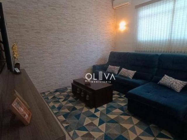 Casa para venda em Jardim Urupês de 270.00m² com 3 Quartos, 1 Suite e 4 Garagens
