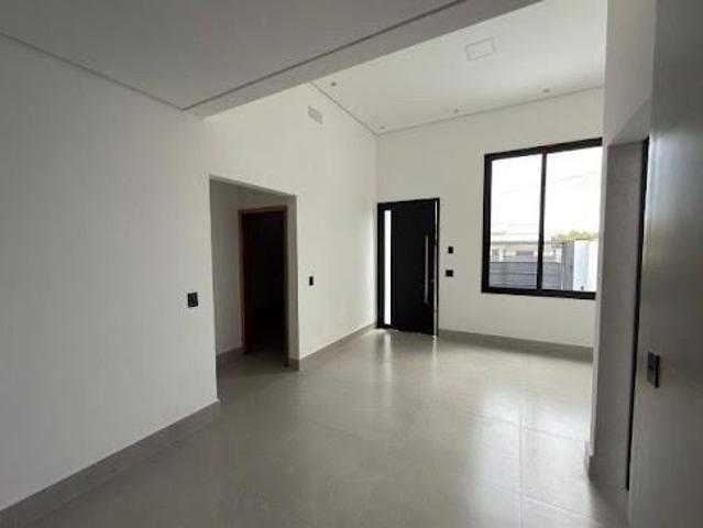 Casa para venda em Jardim Vale Verde de 75.00m² com 3 Quartos, 1 Suite e 2 Garagens