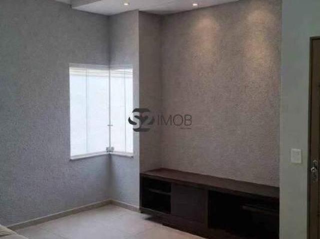 Casa para venda em Jardim Veneza de 120.00m² com 3 Quartos, 1 Suite e 2 Garagens