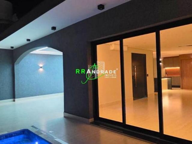 Casa para venda em Jardim Veneza de 230.00m² com 3 Quartos, 3 Suites e 4 Garagens