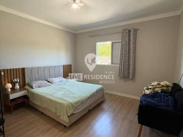 Casa para venda em Jardim Verona de 198.00m² com 3 Quartos, 1 Suite e 2 Garagens