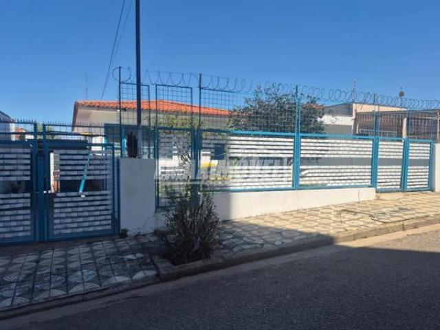 Casa para venda em Jardim Vera Cruz de 271.00m² com 5 Quartos, 1 Suite e 3 Garagens