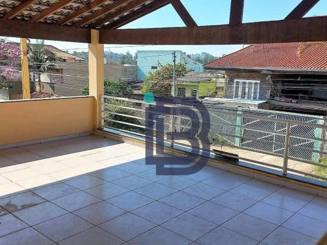 Casa para venda em Jardim Vista Alegre de 148.00m² com 3 Quartos, 1 Suite e 2 Garagens