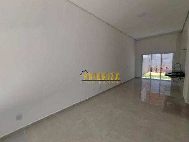 Casa para venda em Jardim Wanel Ville V de 65.00m² com 2 Quartos, 1 Suite e 3 Garagens