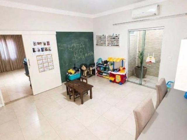 Casa para venda em Jardinópolis de 300.00m² com 3 Quartos, 3 Suites e 2 Garagens