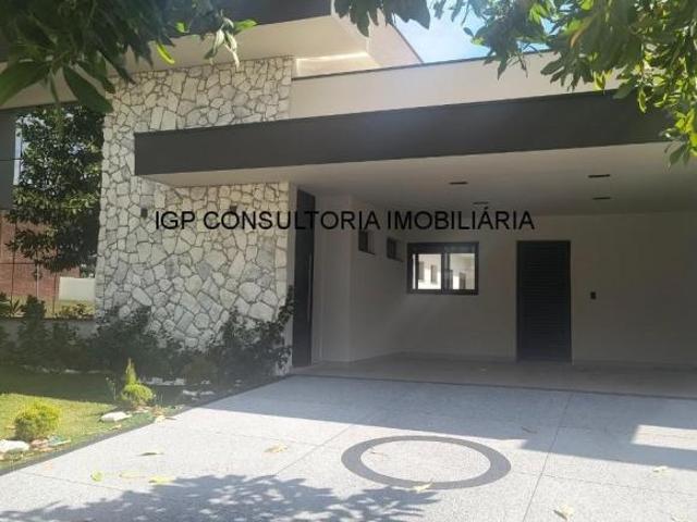 Casa para venda em Jardins Di Roma de 208.00m² com 3 Quartos, 3 Suites e 4 Garagens
