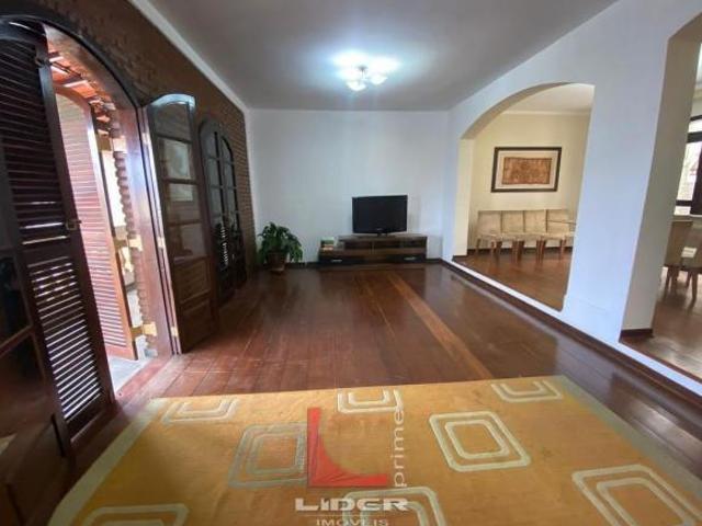 Casa para venda em Jd. São Cristovão de 233.00m² com 3 Quartos, 1 Suite e 3 Garagens