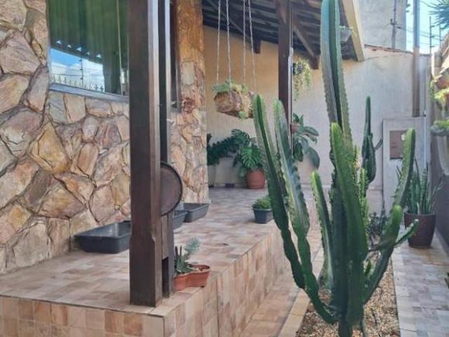 Casa para venda em JK, Contagem