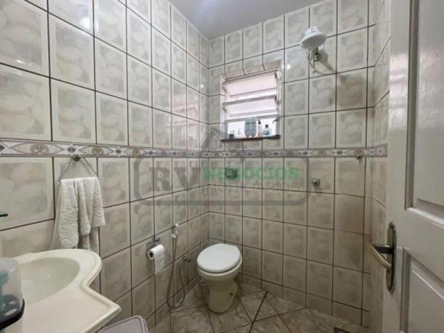 Casa para Venda em Juiz de Fora, Nova Era, 3 dormitórios, 1 banheiro, 2 vagas