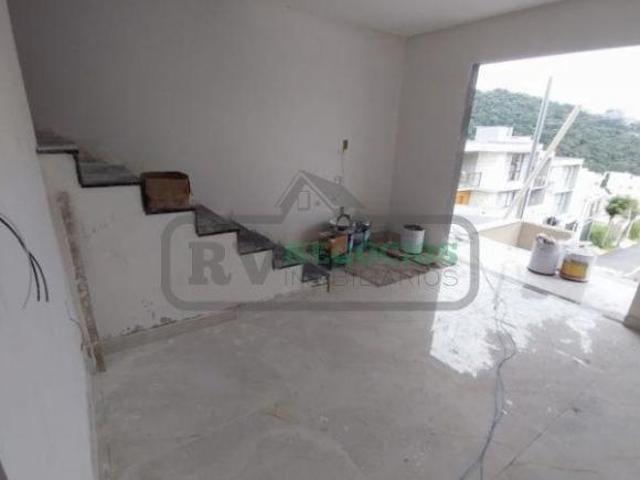 Casa para Venda em Juiz de Fora, Recanto da Mata, 3 dormitórios, 1 suíte, 3 banheiros, 2 vagas