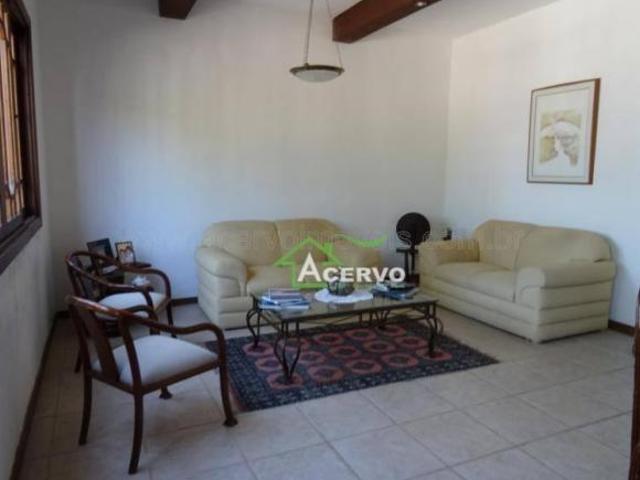 Casa para venda em Juiz de Fora