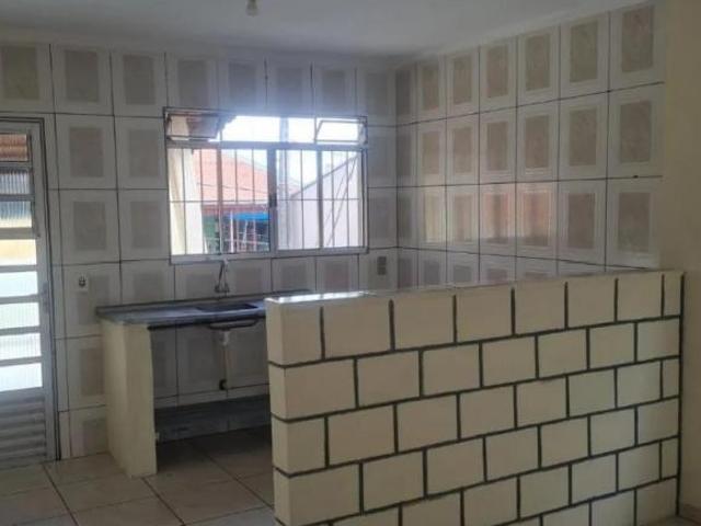 Casa para Venda em Jundiaí, Tulipas, 2 dormitórios, 1 banheiro, 1 vaga