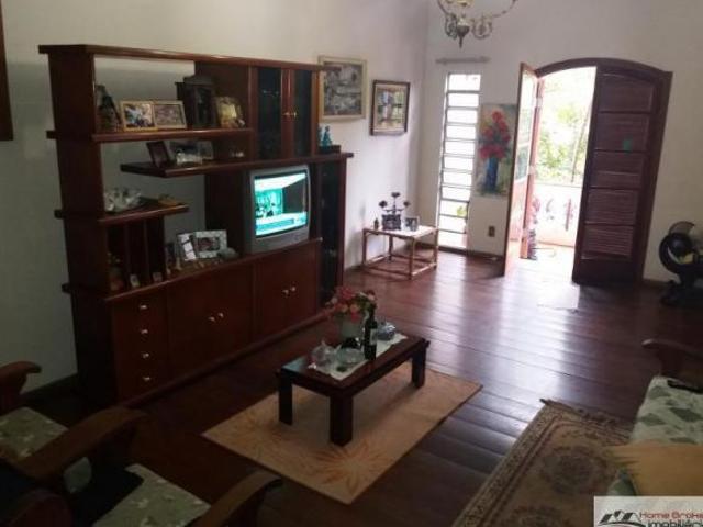 Casa para Venda em Jundiaí, Vila São João Batista, 3 dormitórios, 1 suíte, 3 banheiros, 4 vagas