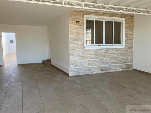 Casa para Venda em Jundiaí, Cidade Luiza, 2 dormitórios, 1 suíte, 2 banheiros, 3 vagas