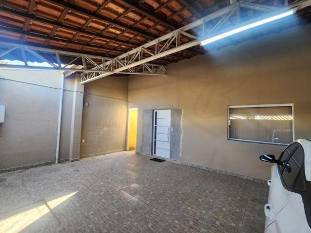 Casa para Venda em Jundiaí, Jardim Danúbio, 3 dormitórios, 1 suíte, 1 banheiro, 2 vagas