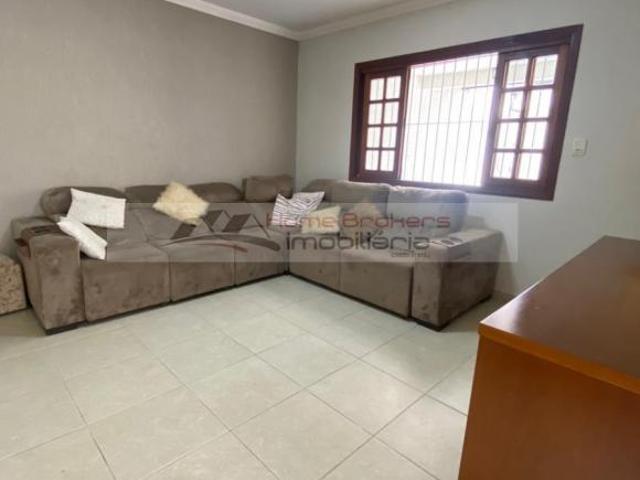 Casa para Venda em Jundiaí, Jardim Itália, 3 dormitórios, 1 suíte, 1 banheiro, 2 vagas