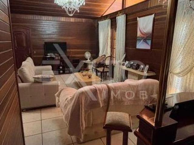 Casa para venda em Jundiaí Mirim de 401.00m² com 3 Quartos, 1 Suite e 5 Garagens