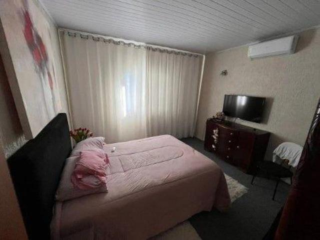 Casa para venda em Jundiaí Mirim de 215.00m² com 4 Quartos e 2 Suites