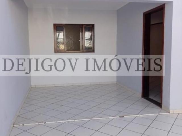 Casa para Venda em Jundiaí, Parque Cidade Jardim, 3 dormitórios, 2 banheiros, 2 vagas
